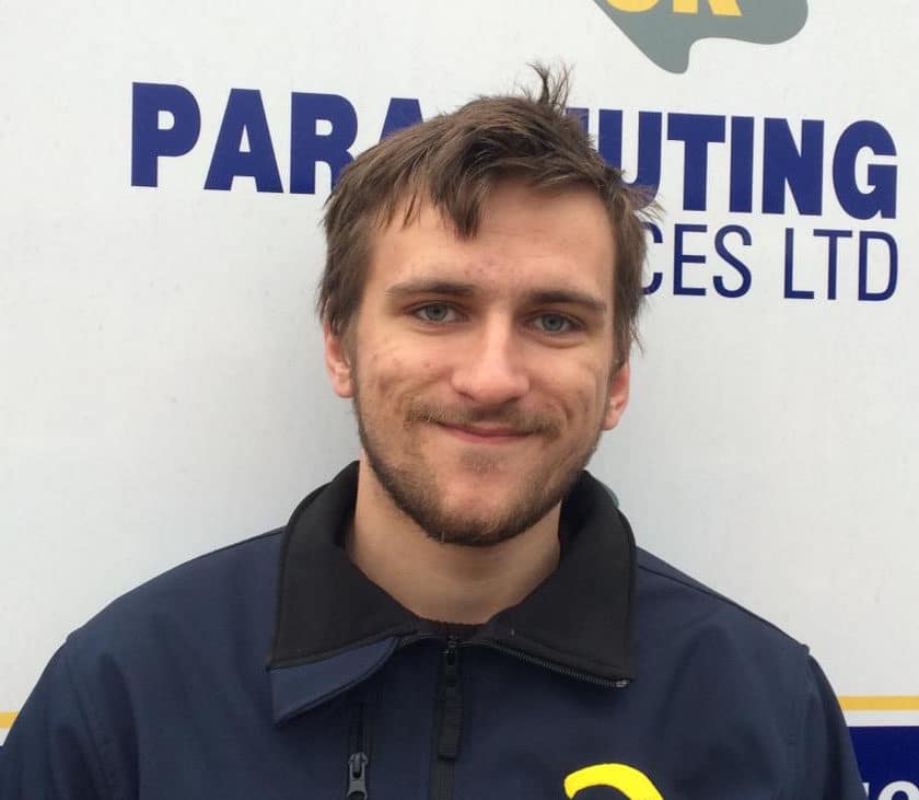 Meet The Team - UK Parachuting